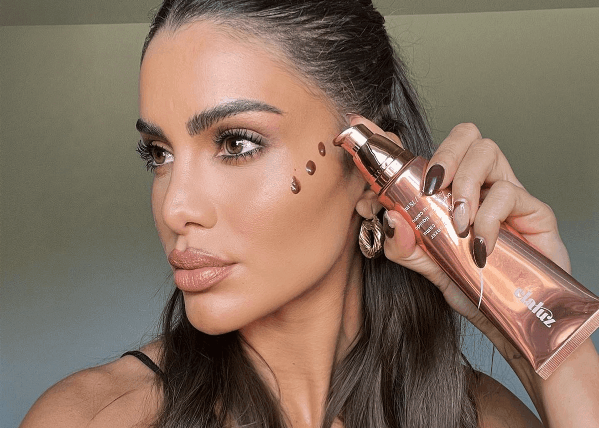 What Is Bronzer Makeup? A Beginner's Guide - PVB