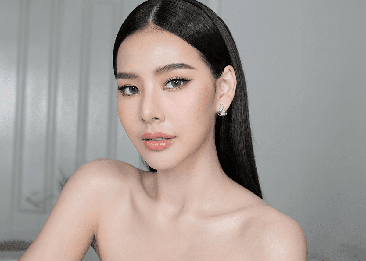 Achieve Flawless Glass Skin Makeup With This Step By Step Routine Pvb