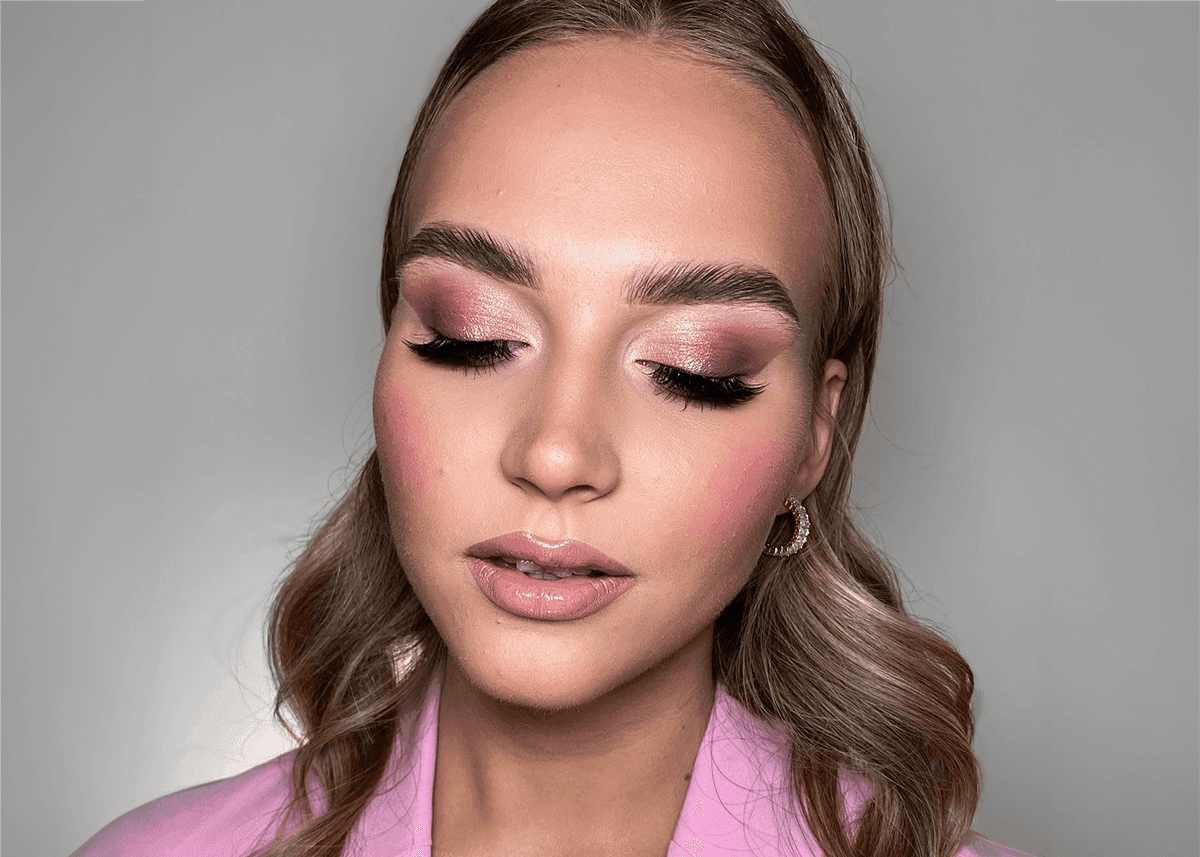 30 Trending Pink Eyeshadow Looks You Need to Try - PVB